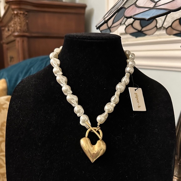Piper | Jewelry | Piper Gold Heart Necklace W Fresh Water Pearls | Poshmark
